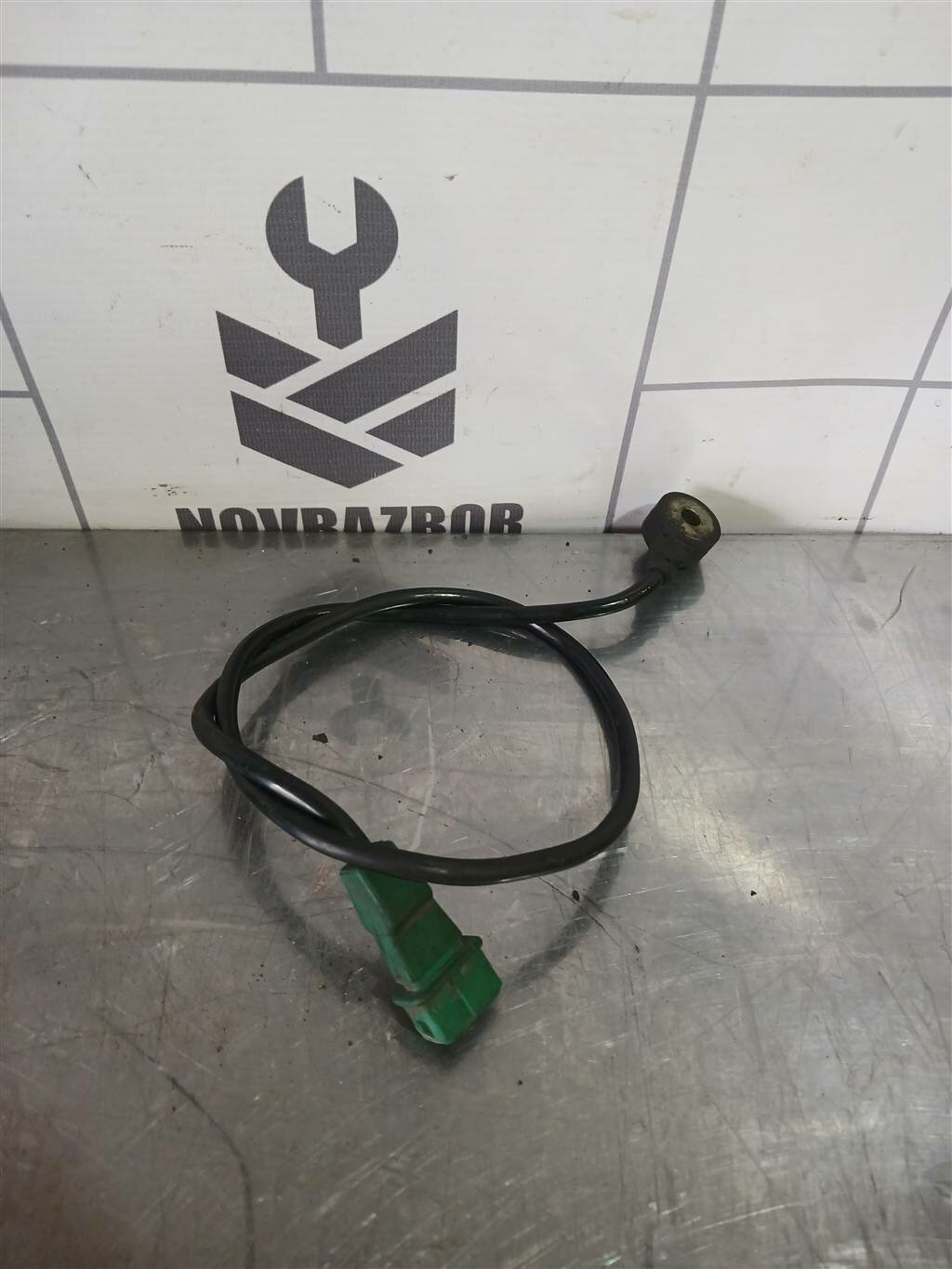 Датчик детонации VW Passat B5 96-00