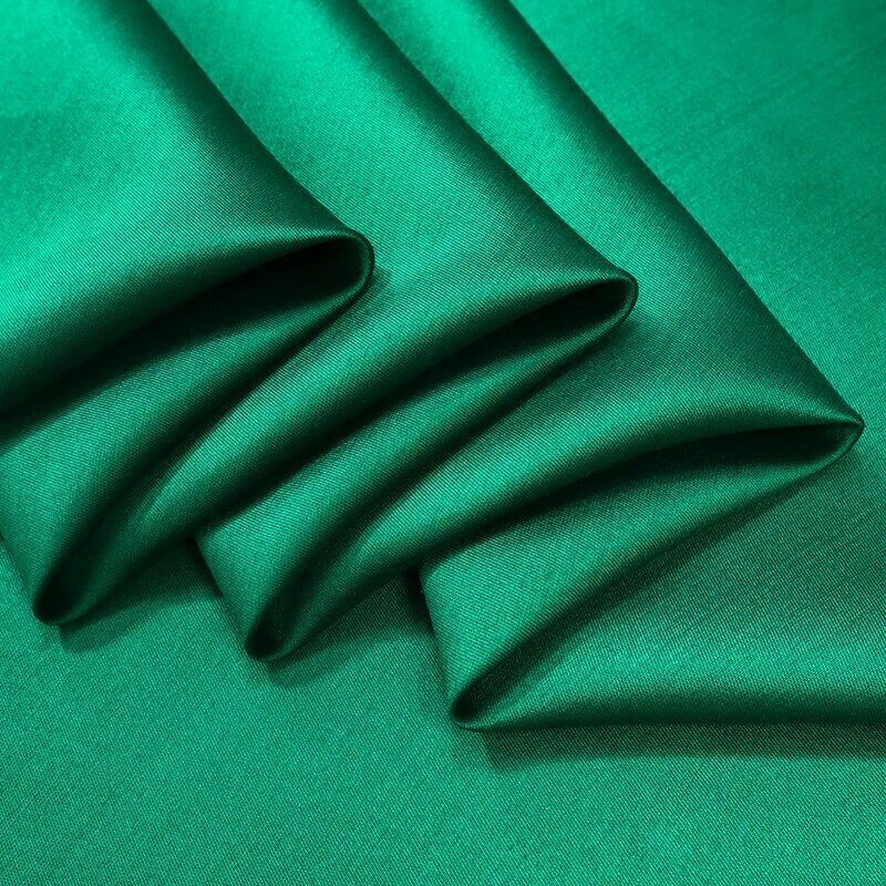 Шелково-шерстяная саржа 35 мм, 45% шелк, 55% шерсть Изумрудный, D37-Green, 1 meter