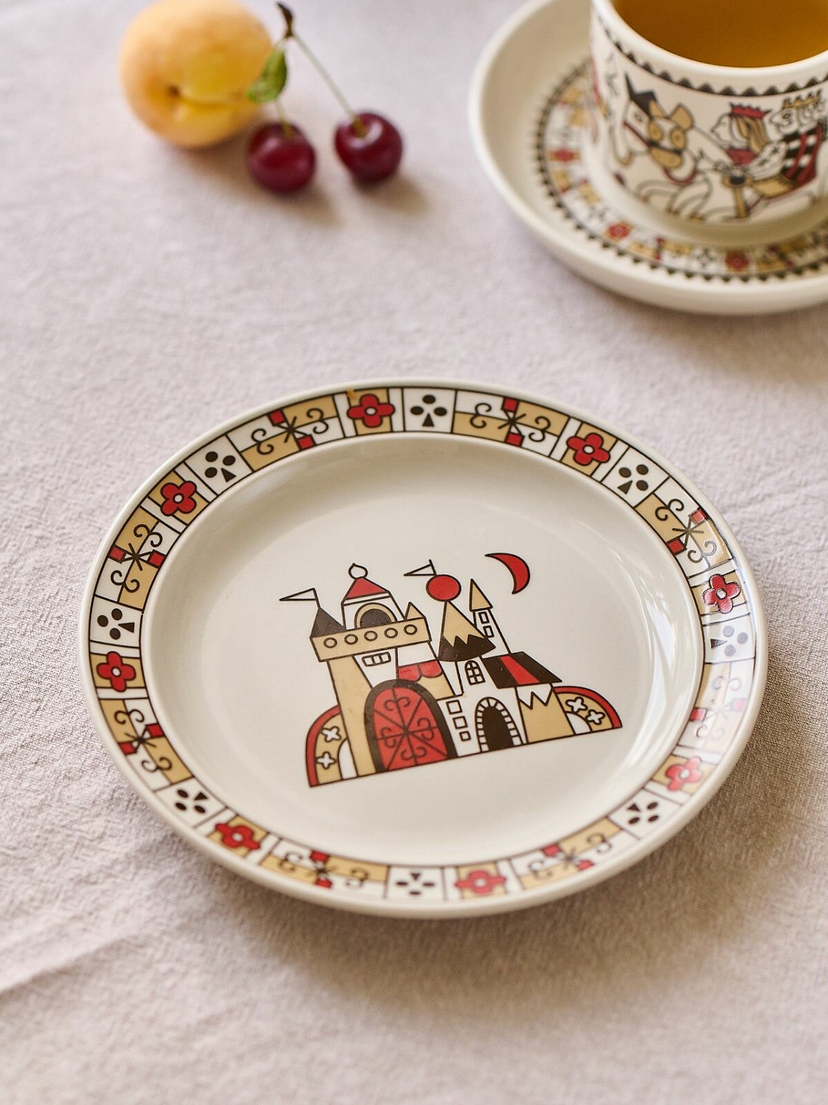 Тарелка керамическая плоская обеденная 18,2 см, коллекция "Замок принцессы"