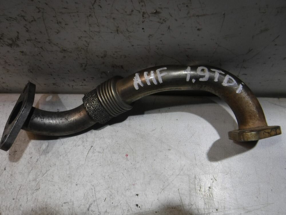 Трубка системы рециркуляции EGR VW Golf 4