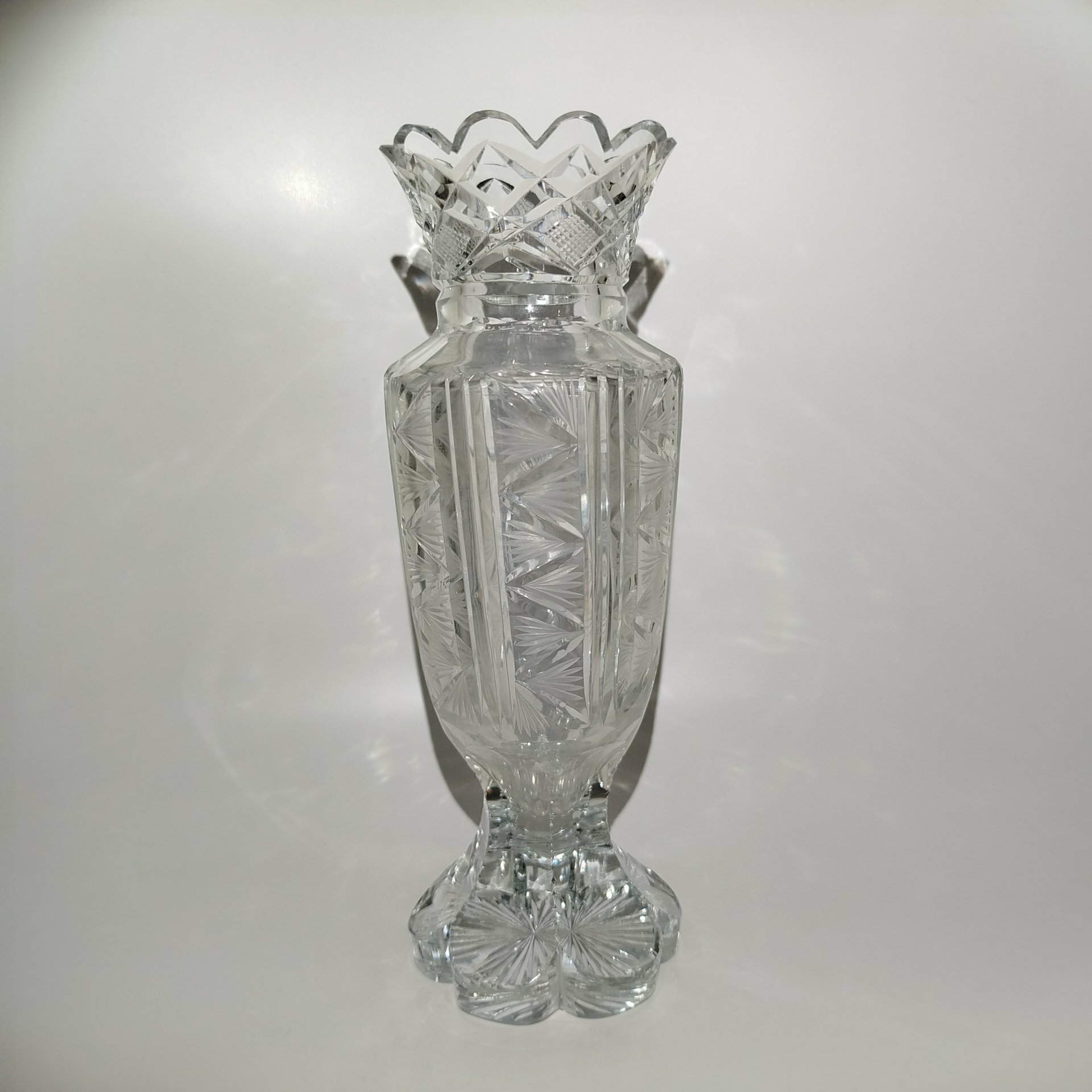 Ваза "Голубь Мира", хрусталь, алмазная грань