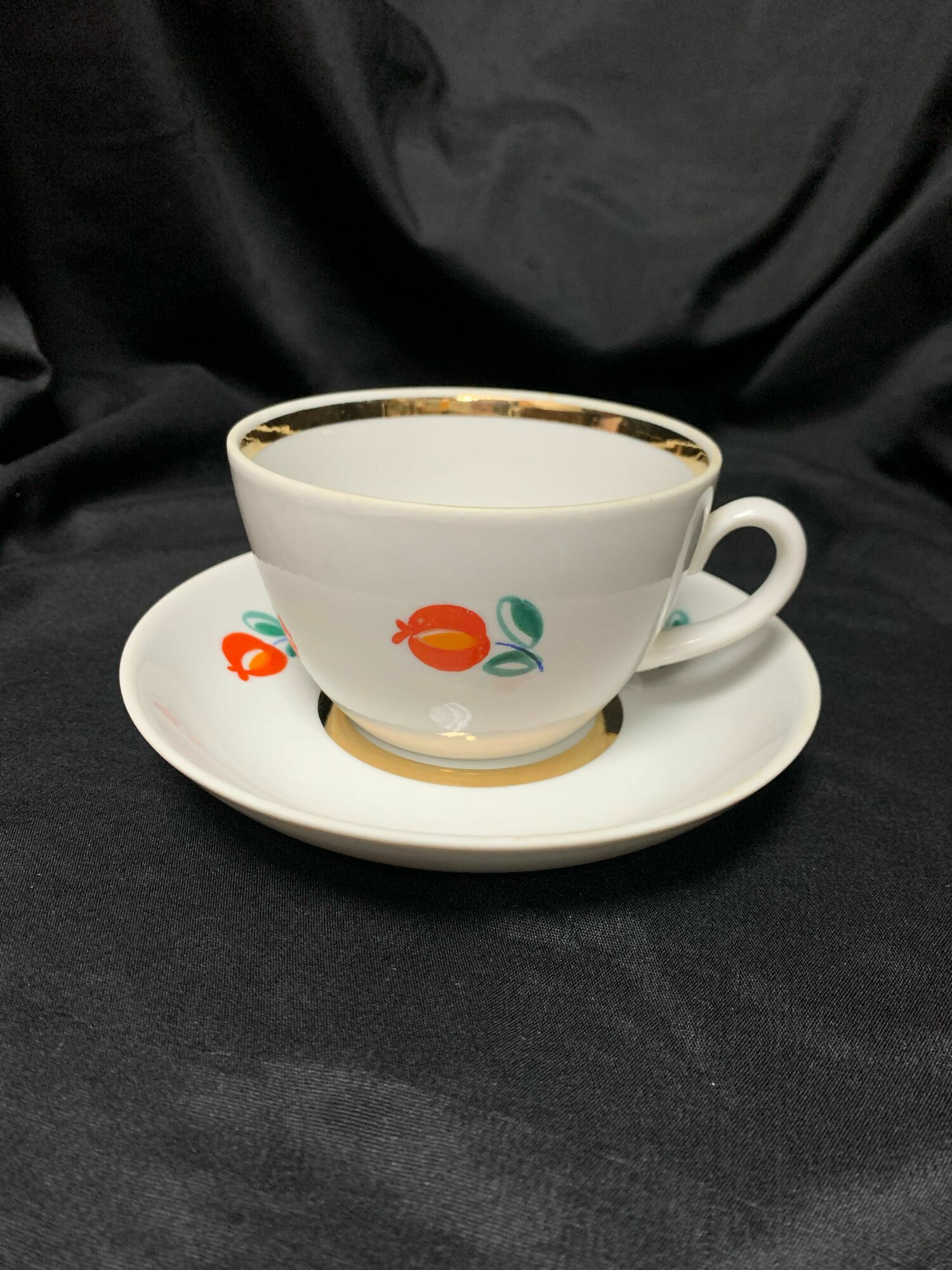 Фарфоровая чайная пара ФЗ Кузяево (красный цветок)