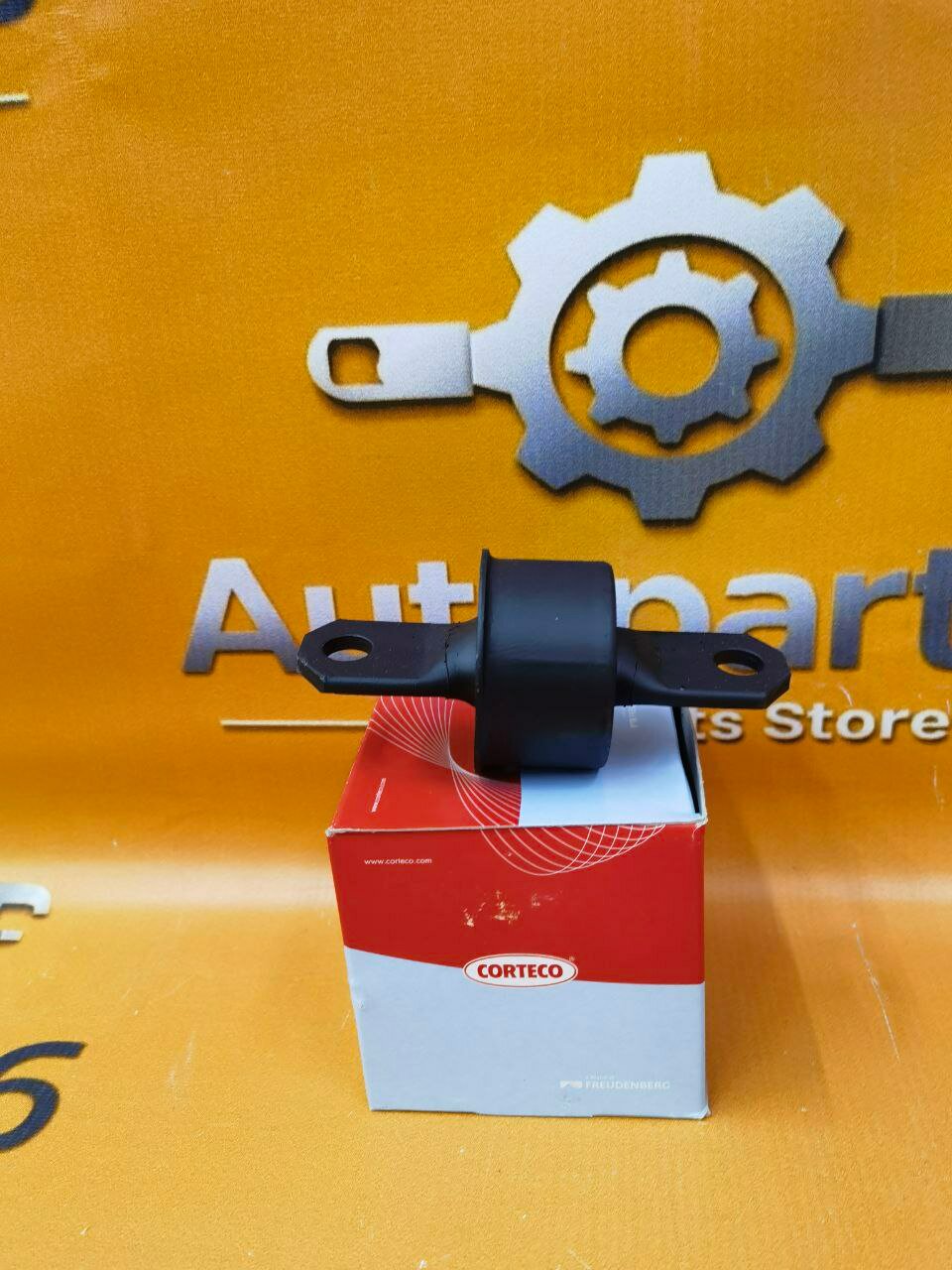 Сайлентблок продольного рычага форд фокус 1 2 Ford Focus 1,2, Corteco отличное качество.
