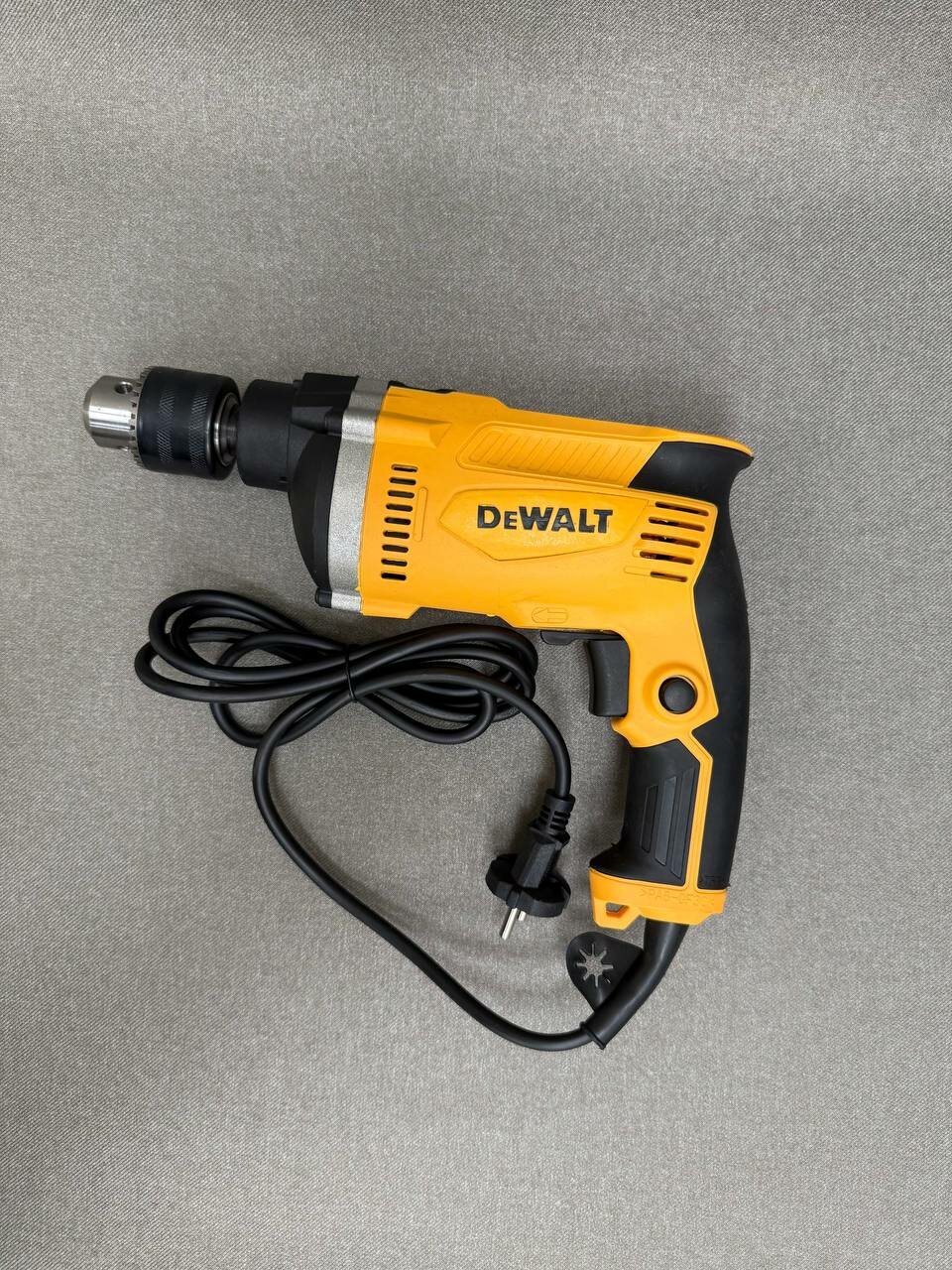 Дрель сетевая.