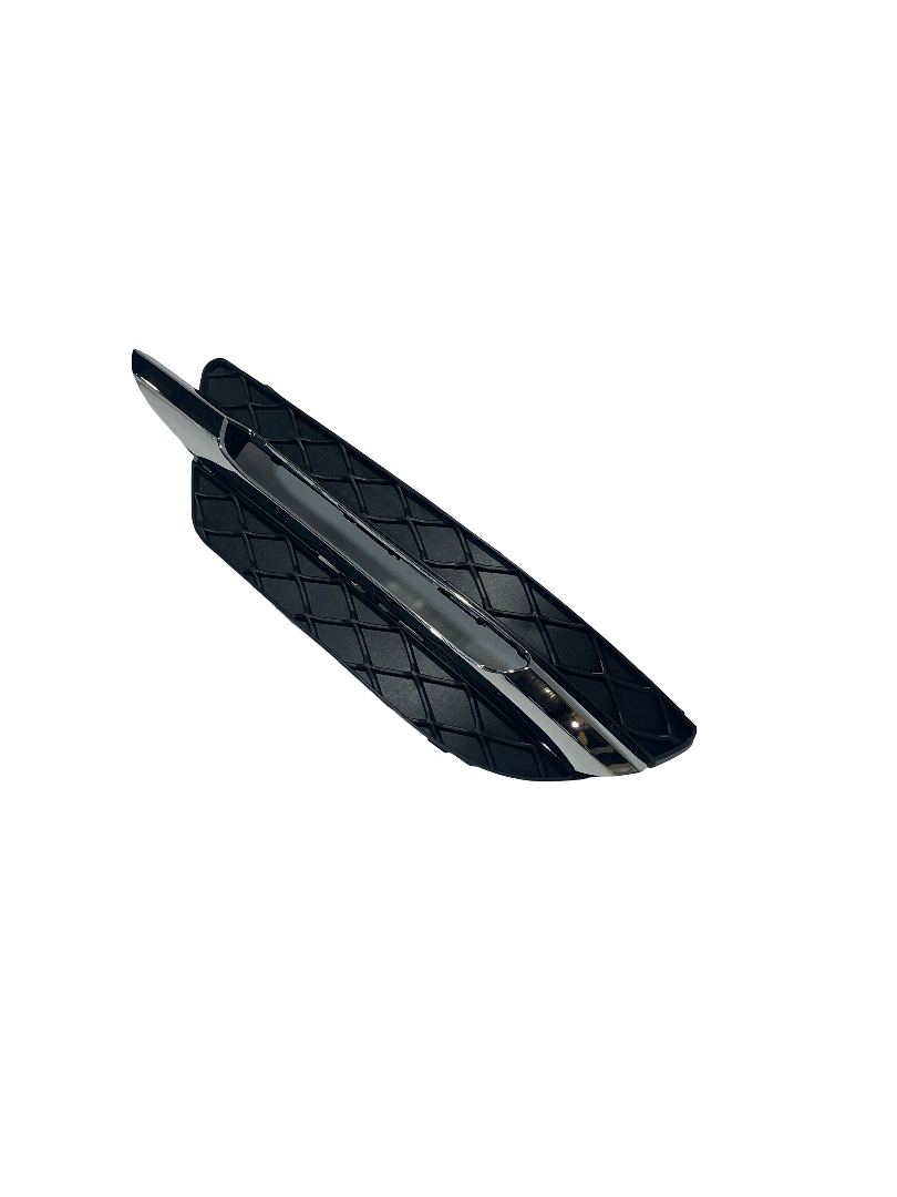 Накладка ходового огня Mercedes W204 правая Classic Avangarde+хром