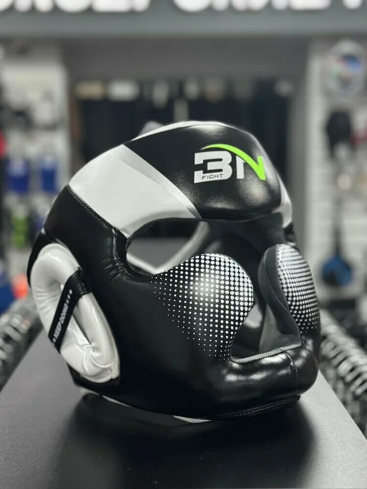 BN fight Шлем защитный, размер: L