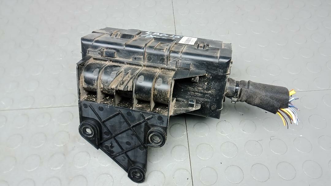 Блок предохранителей Ford Transit 8 2016