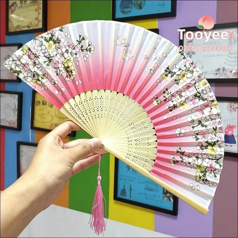 Складной веер из бамбука в китайском стиле - традиционный подарок для женщин и девушек (ручная роспись)