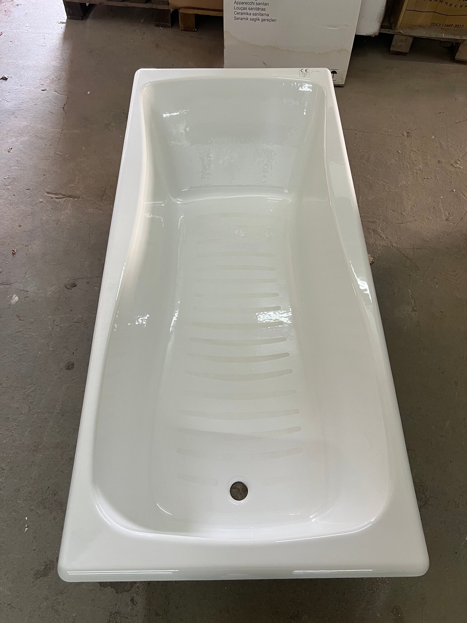 Чугунная ванна Jacob Delafon Bliss