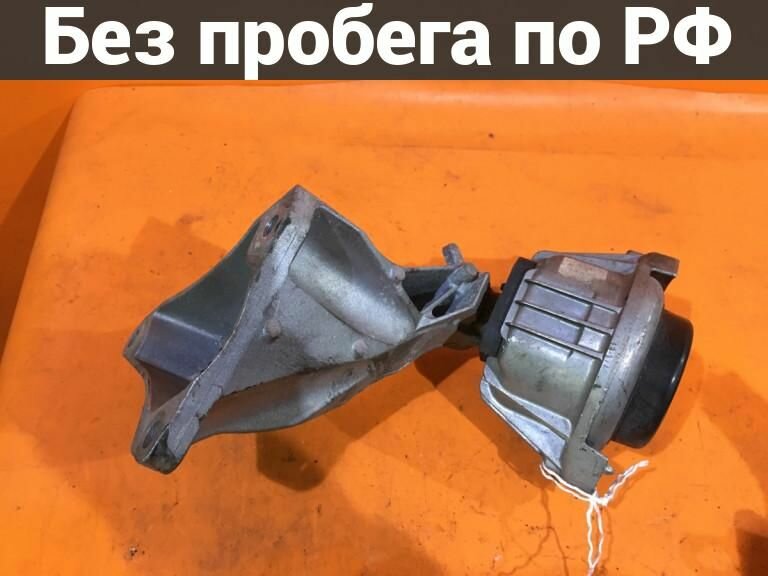 Подушка ДВС Право / Перед с пробегом Bmw 3-series E90-VA76