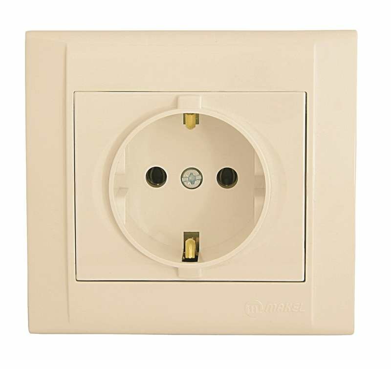 Розетка 1-м СП Defne 16А IP20 с заземл. крем. Makel 42010008