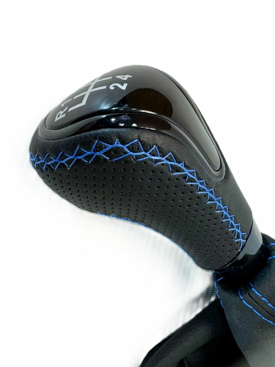 Ручка КПП LUXE Ваз 2110,2111,2112 Синяя с перфорацией. Стиль Веста.