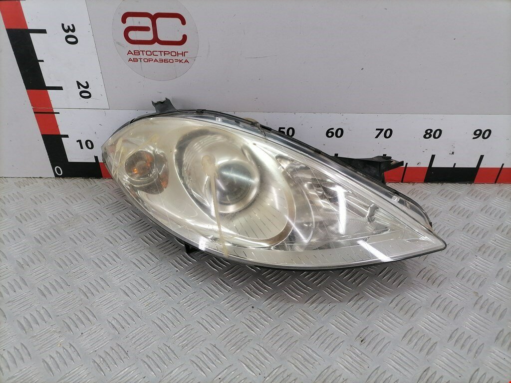 Фара правая Mercedes A-Class (W169) A1698200661 арт. 2218853
