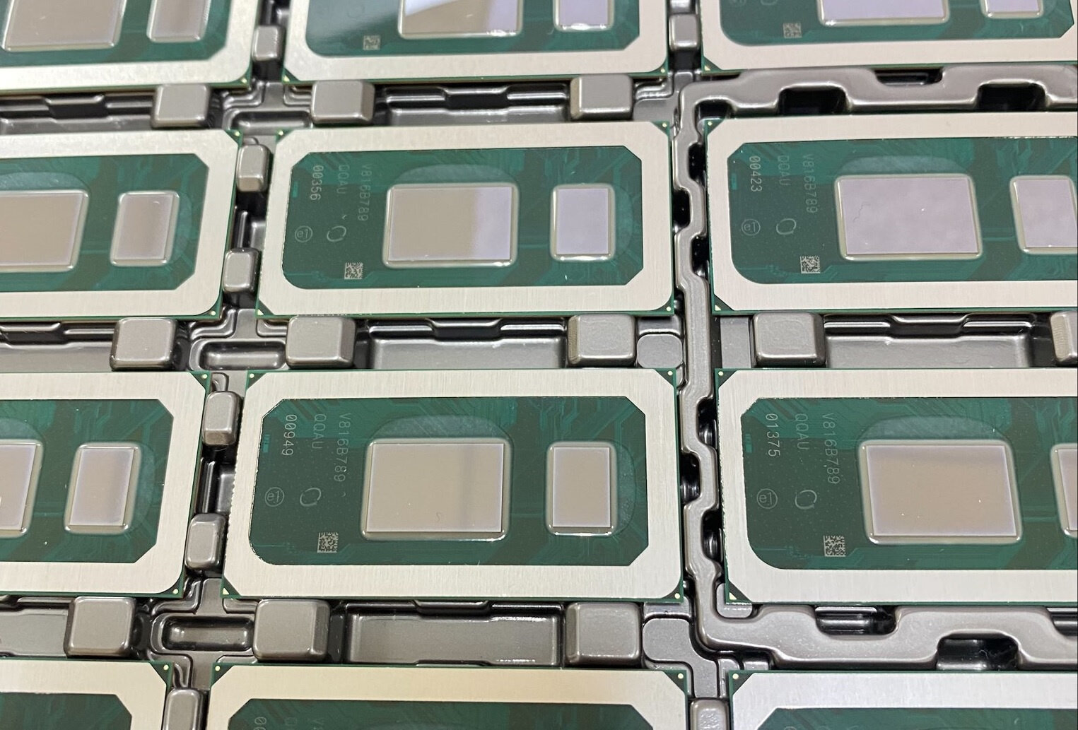 Процессор i5-8xxxU QQAU New BGA1528
