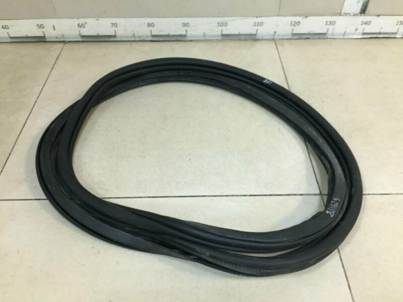 Уплотнитель проема двери задней правой Skoda Octavia A7 2013