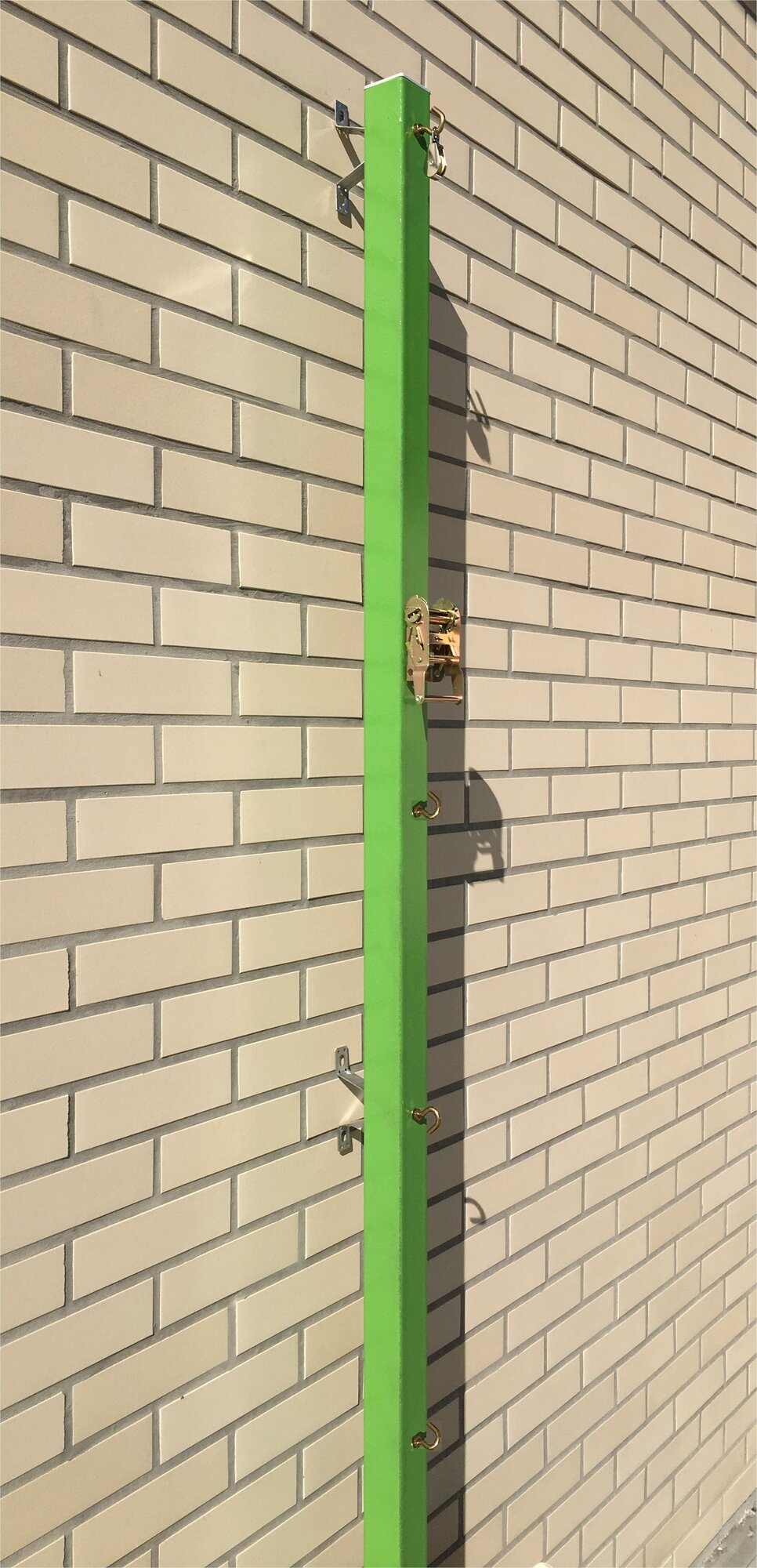 Стойки универсальные для волейбола, бадминтона и большого тенниса TROSET 002 пристенные с механизмом натяжения