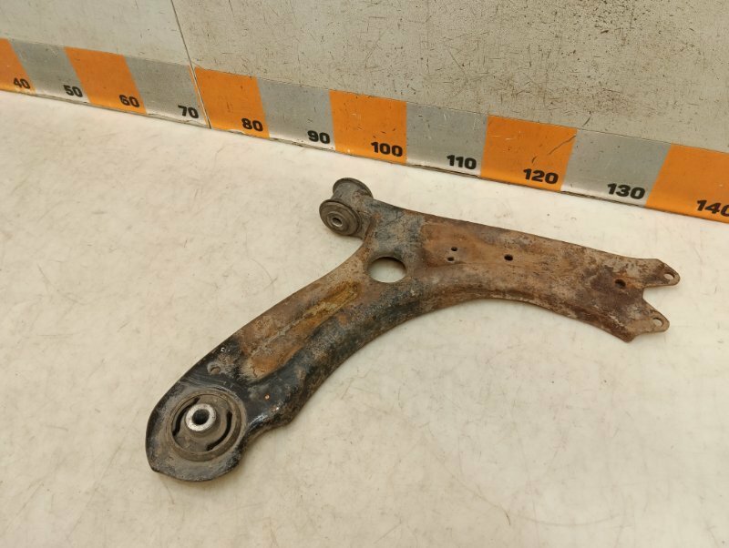 Б/У Рычаг передний правый Volkswagen Jetta 6 397409 VAG арт. 5C0407152B