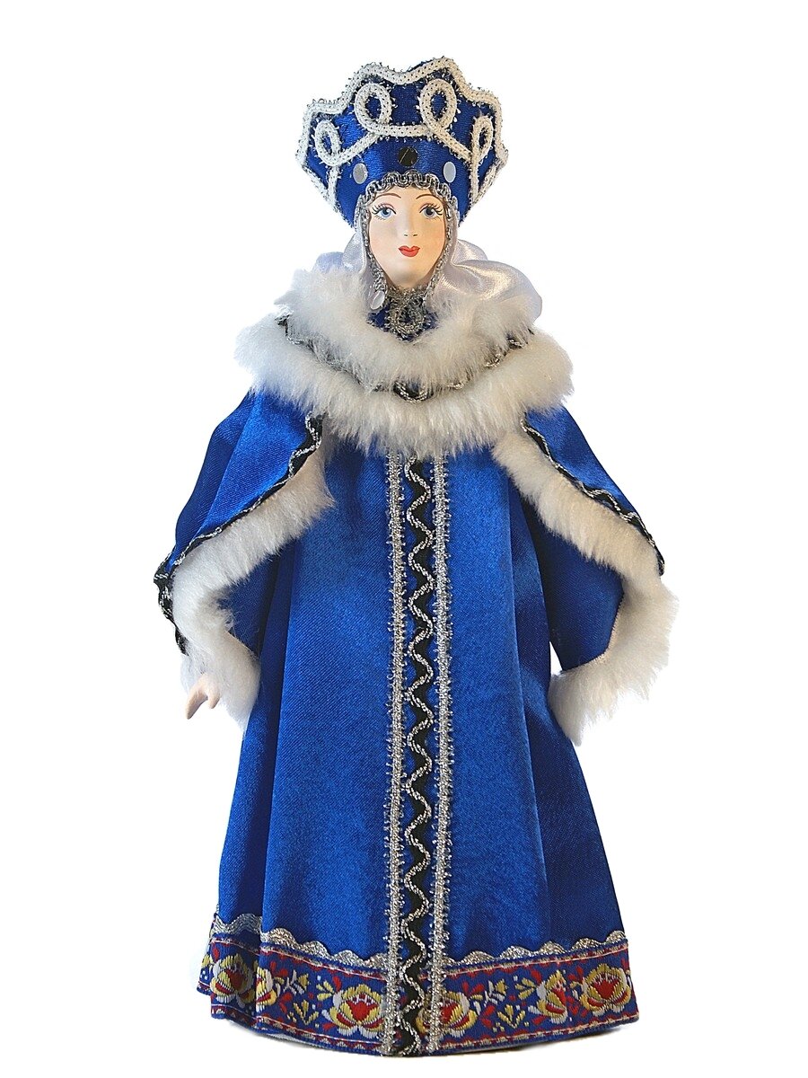Кукла коллекционная Боярыня в зимнем костюме