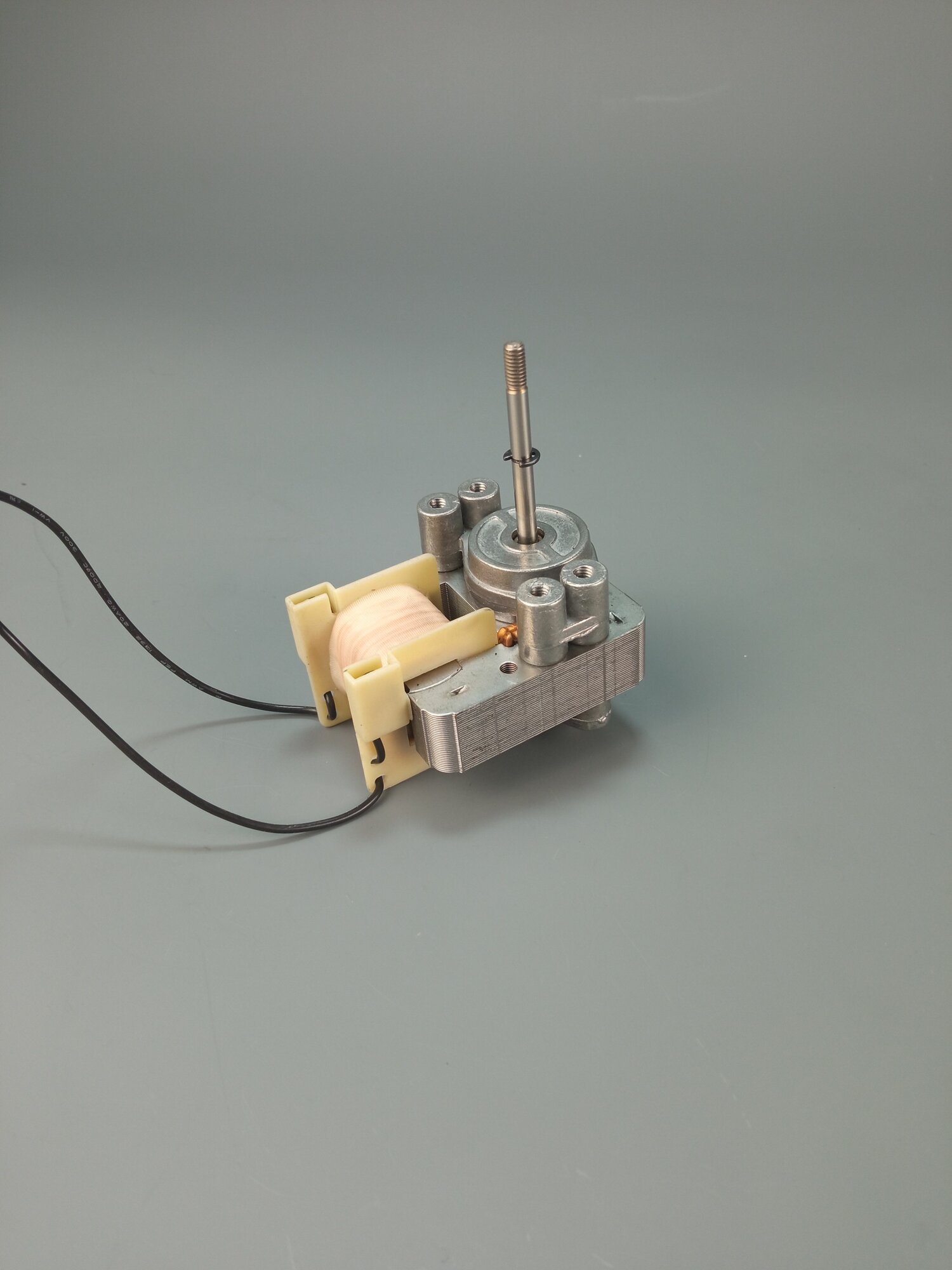 Мотор (двигатель) вентилятора YJF4815B-529 15W 220V для духовки