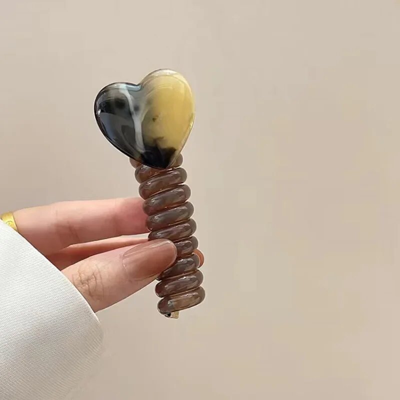 Минималистичная повязка на голову с пузырьковой косой 3