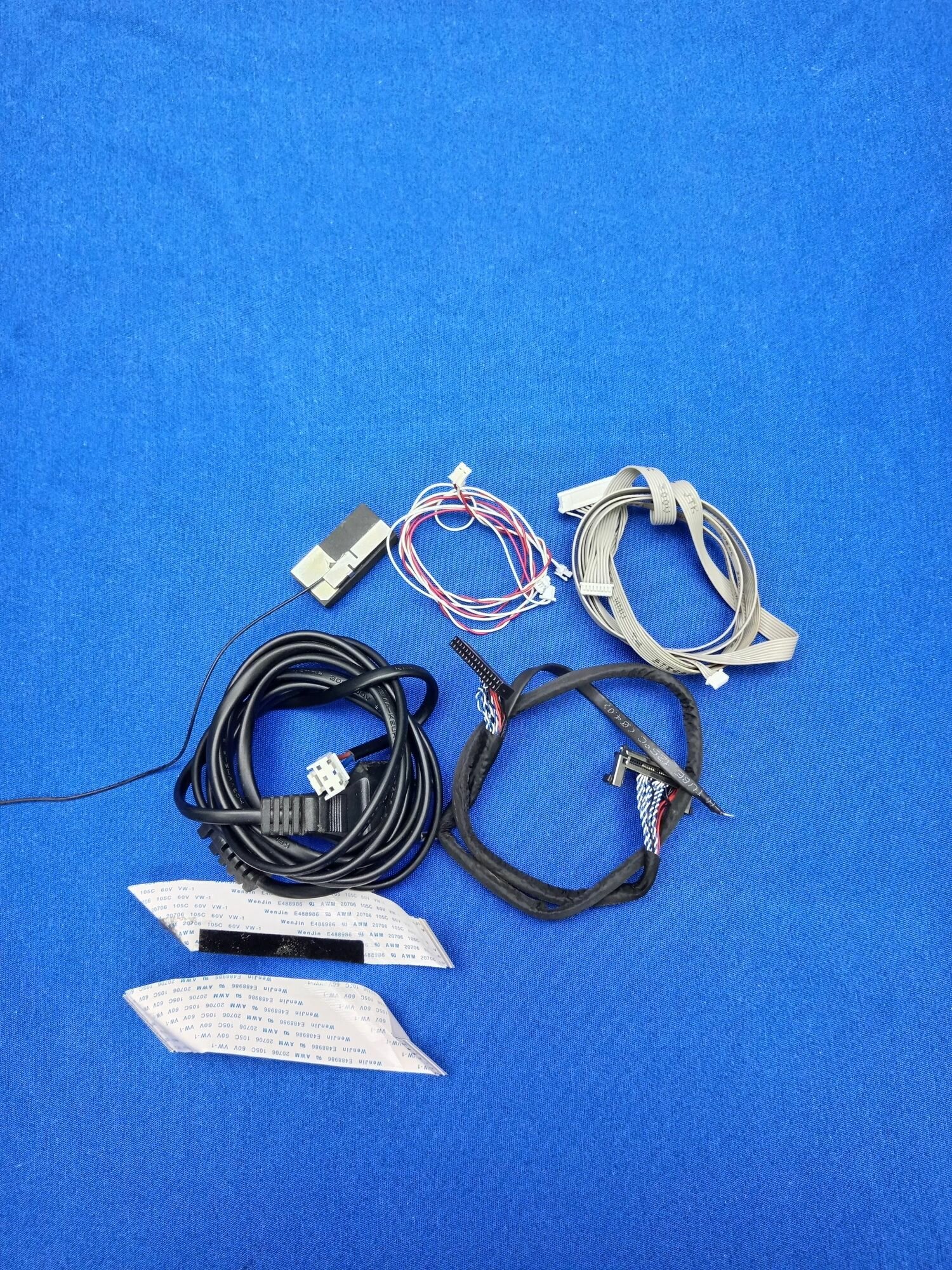 Комплект для F43D8000Q Lcd Телевизор LVDS Кабель арт. 13522