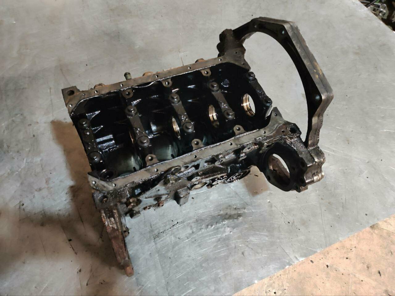 Блок цилиндров Honda Civic 7 2004