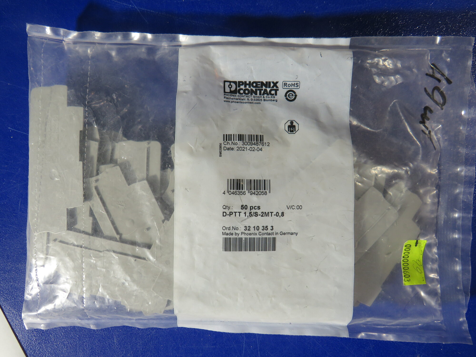 Концевая крышка D-PTT 1,5/S-2MT-0,8 производителя Phoenix Contact , арт 3210353, 1 шт