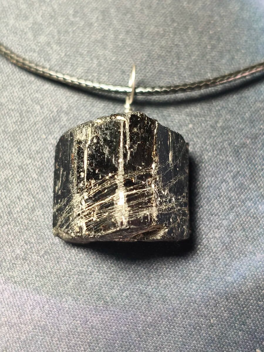 Турмалин чёрный кулон детский 16 г