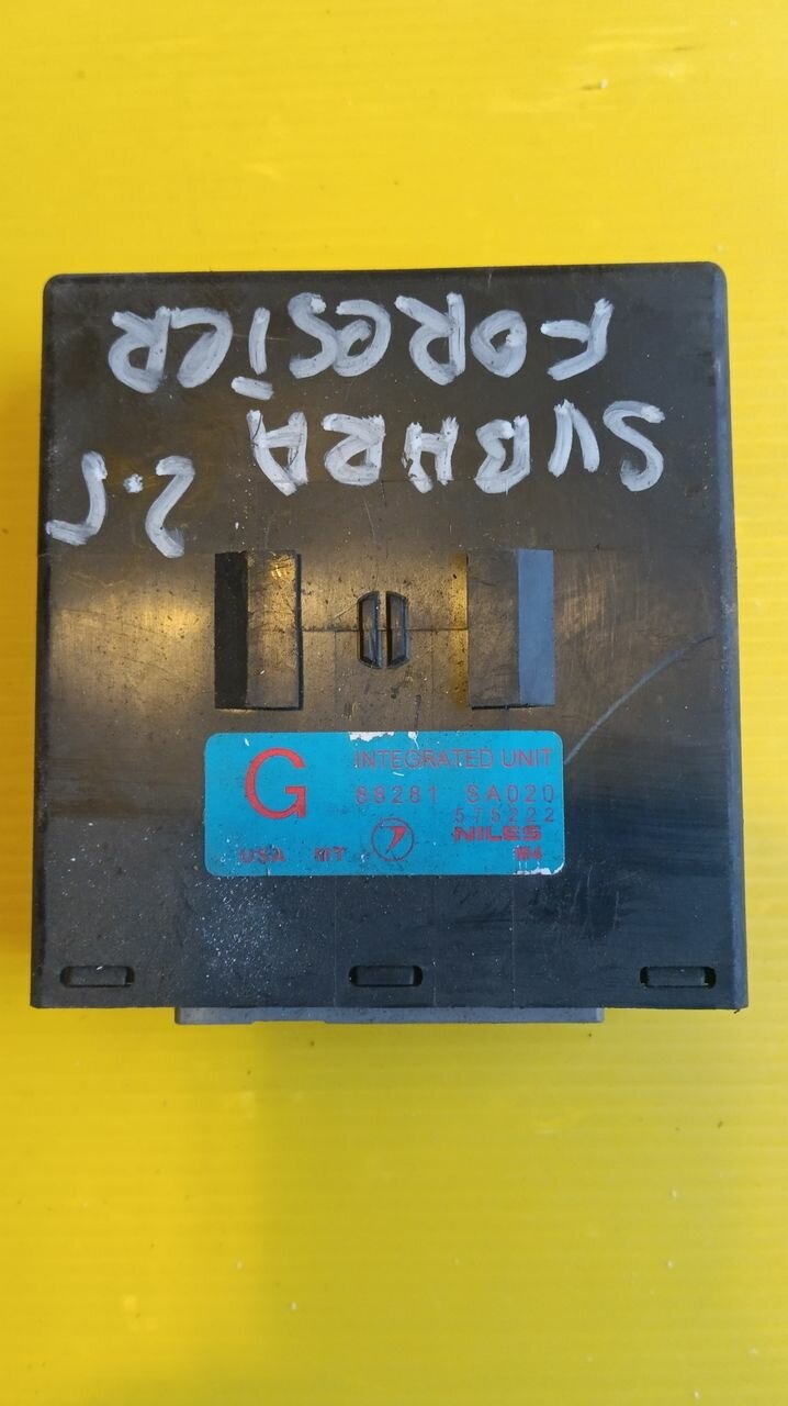 Subaru Forester S11 Блок электронный