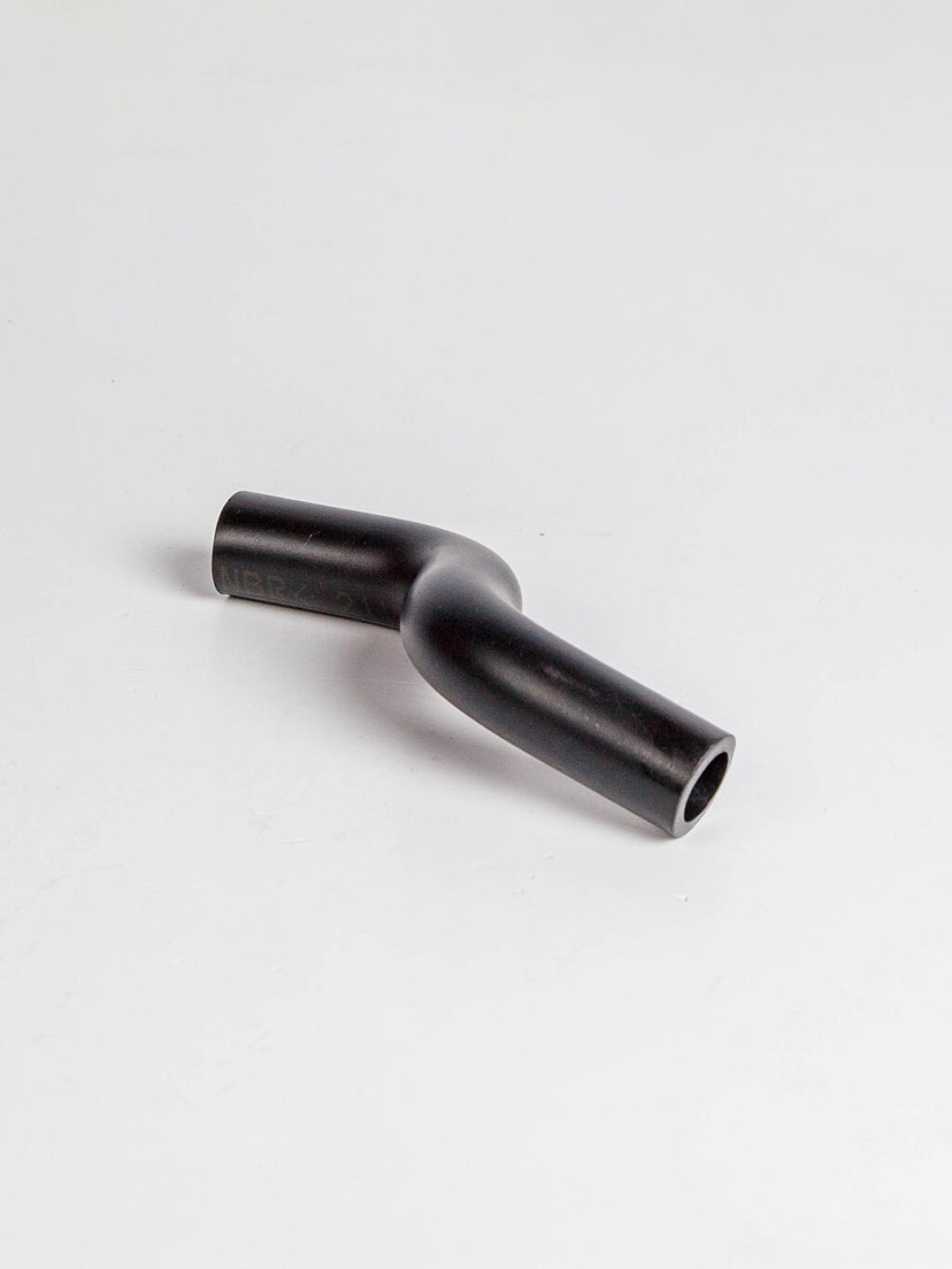 Патрубок сапуна для а/м ВАЗ 2112 (верх.) "БРТ"