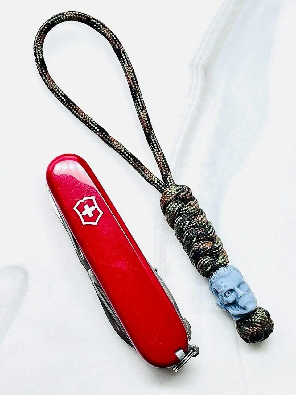 Темляк для ножа