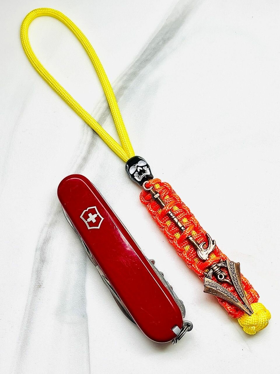 Темляк для ножа