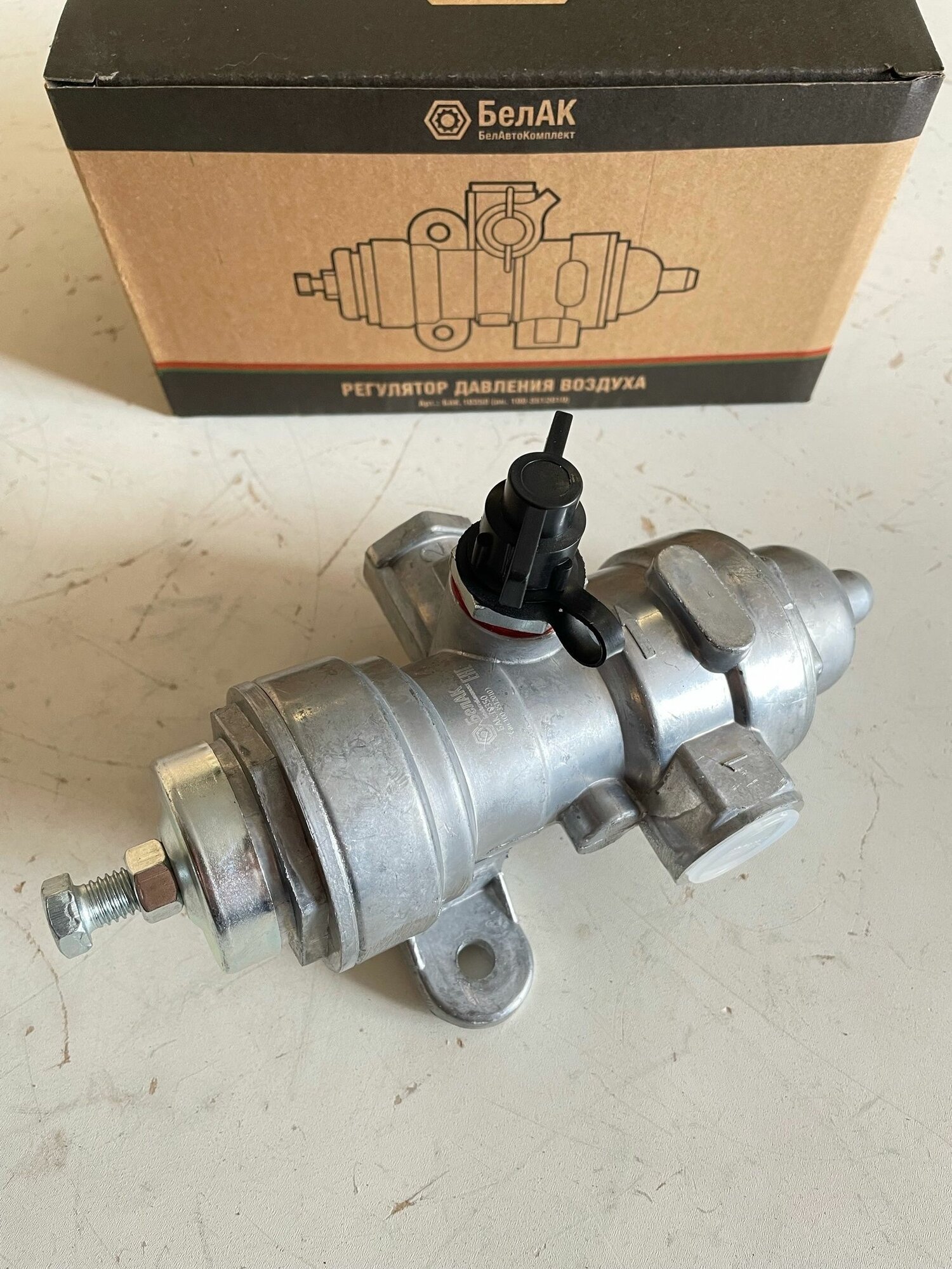 РДВ Регулятор давления МАЗ, КамАЗ, ЗИЛ, урал, ГАЗ, ПАЗ БАК.10350 БелАК 100-3512010