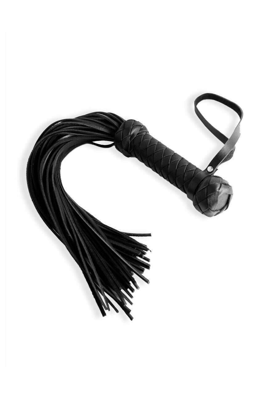 Плеть черная с плетеной ручкой легкая - 60 см.
