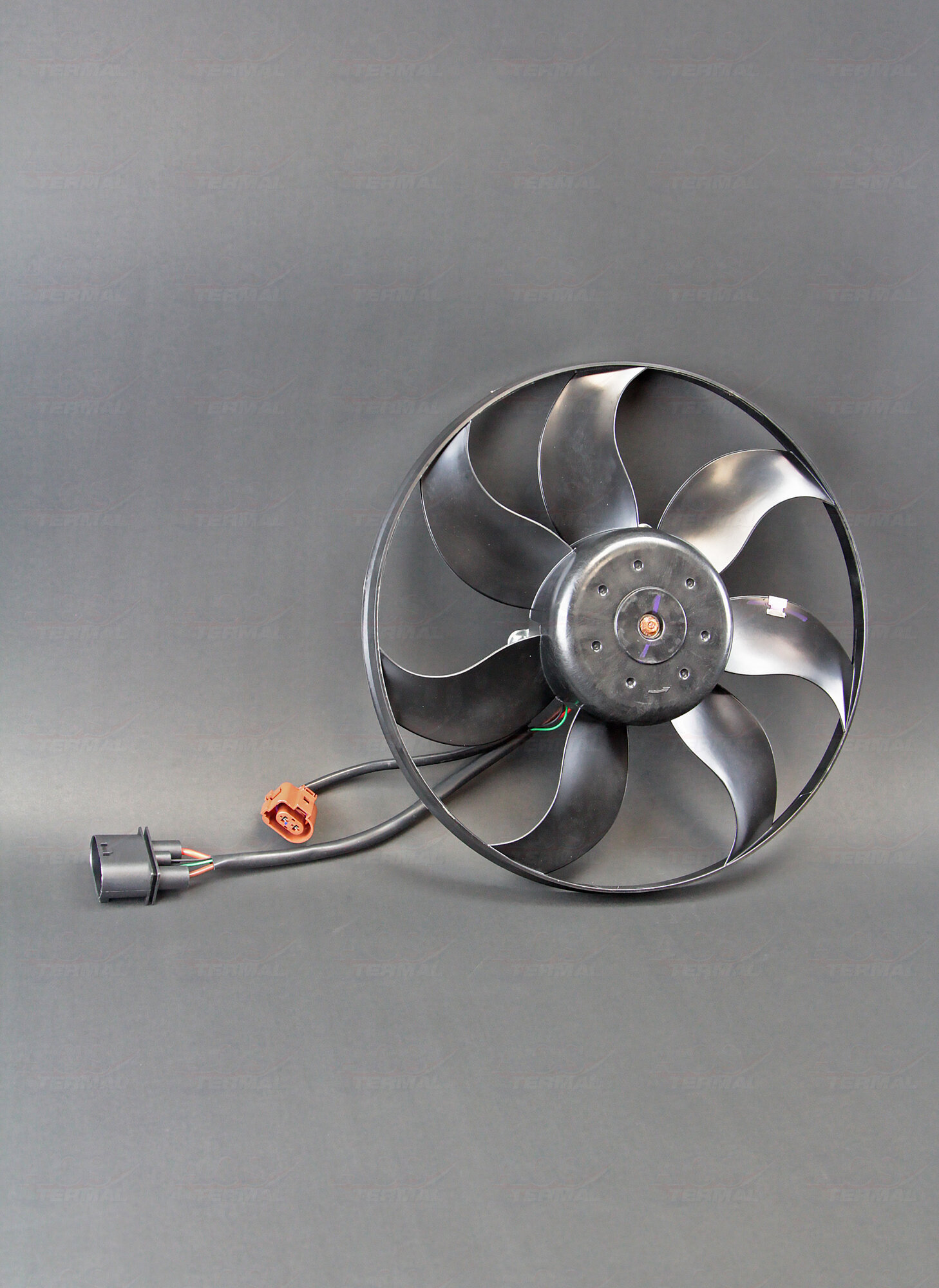 414256 Вентилятор охлаждения двигателя для AUDI A3- / OCTAVIA 04- / GOLF 03- с блоком 300Вт (360 mm)