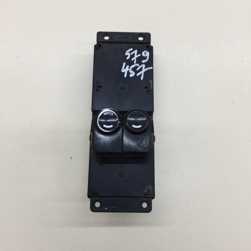 Блок управления стеклоподъемниками Hyundai Solaris RB 2010-2017