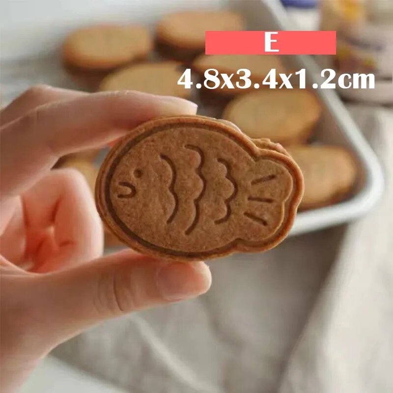 Формочка для печенья MOZHOU медведь fish