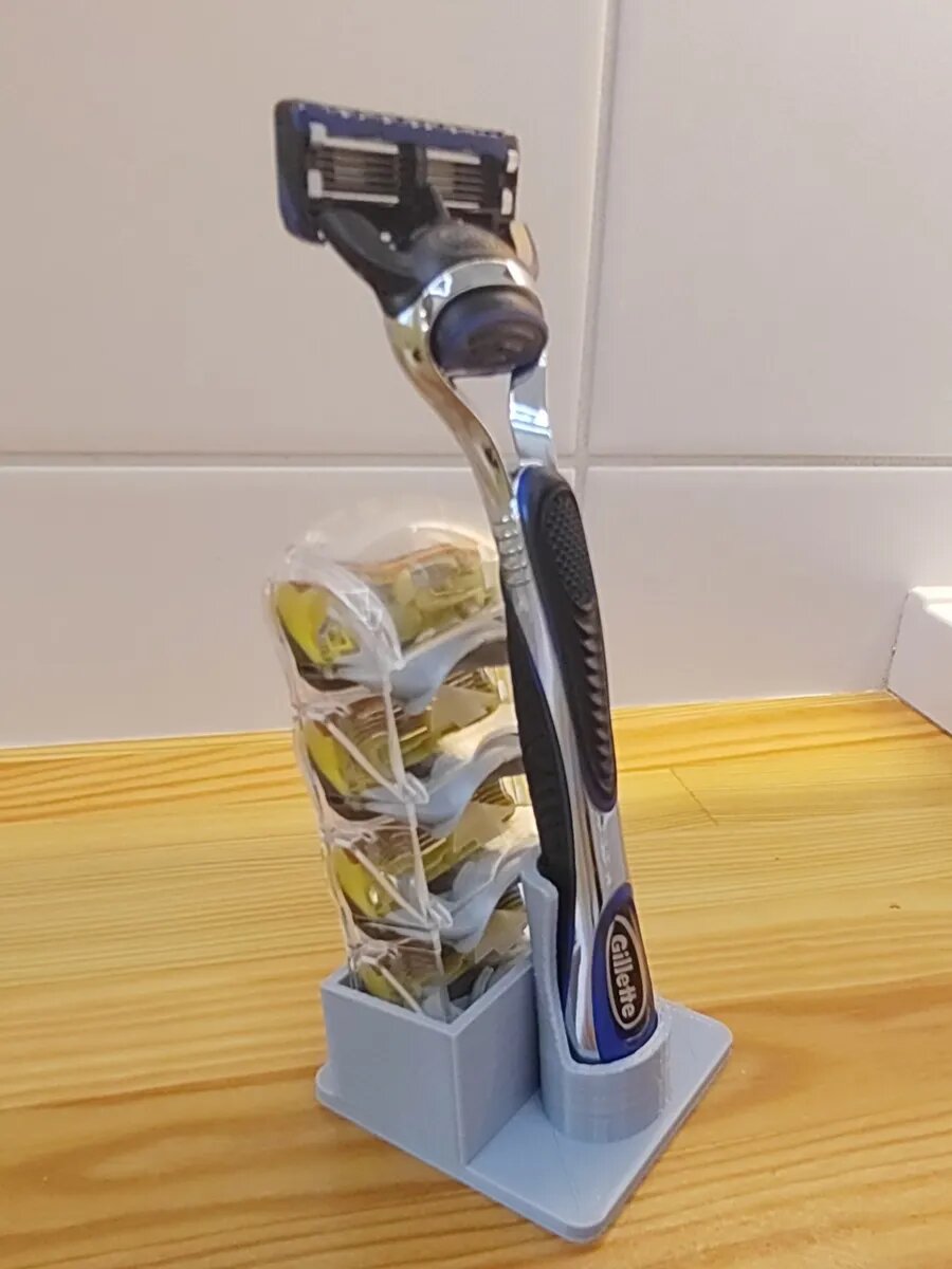 Держатель-подставка для бритвенного станка и сменных кассет