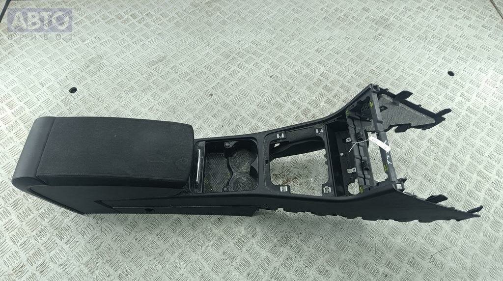 Подлокотник Volkswagen Passat B6