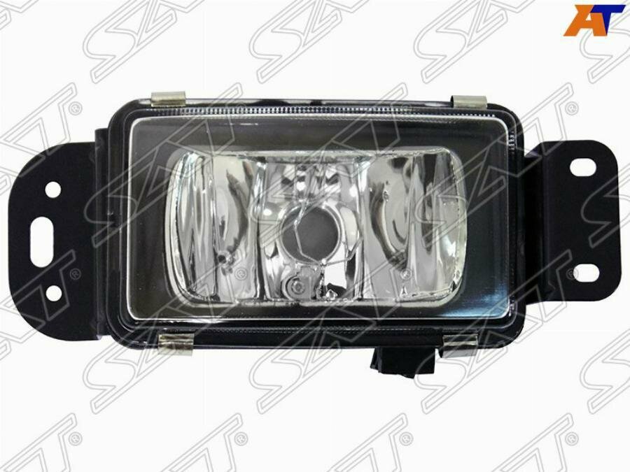 SAT ST2122033R Фара противотуманная (Справа) Toyota Allex 02-04 / Corolla Runx (E120) 02-04