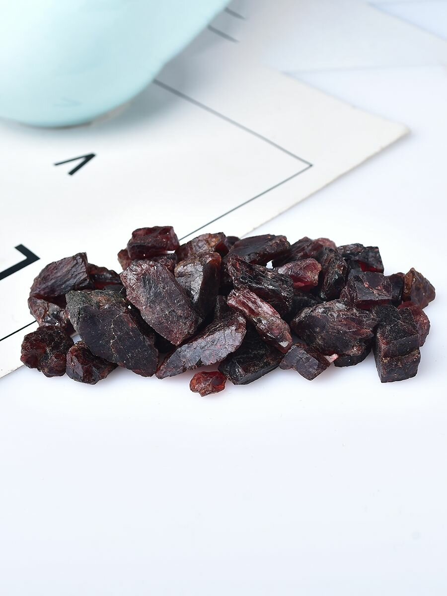 Натуральный гранат необработанный, камни 5-8 мм 50 г для украшений, коллекции, декора и творческих проектов