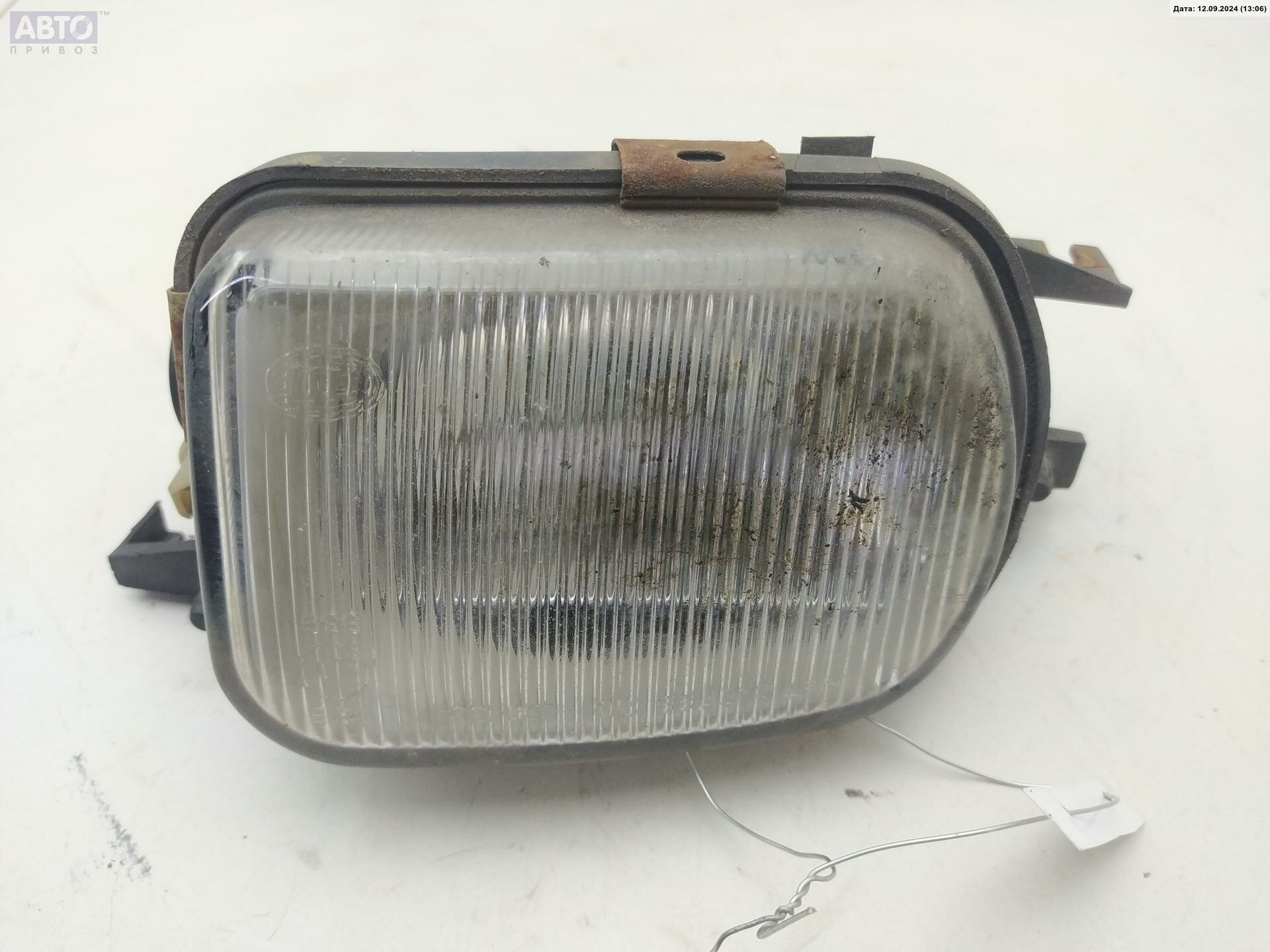 Фара противотуманная правая Mercedes C-Class W203 (2000-2006)