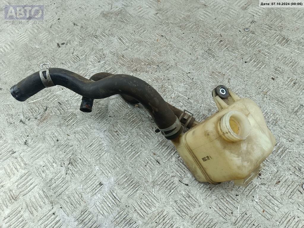 Бачок гидроусилителя Mazda 323 (1994-1998) BA