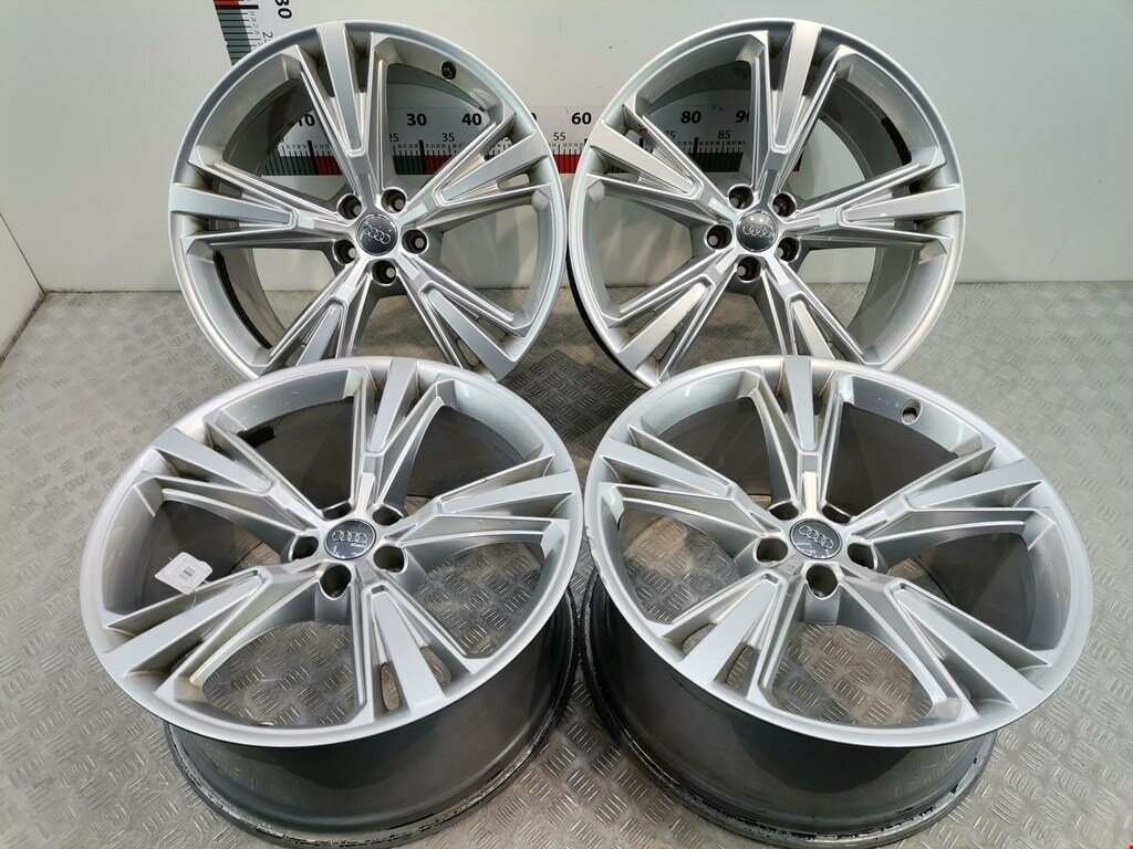 Диск литой Audi Q8 4M8 4M8601025H арт. 2208749