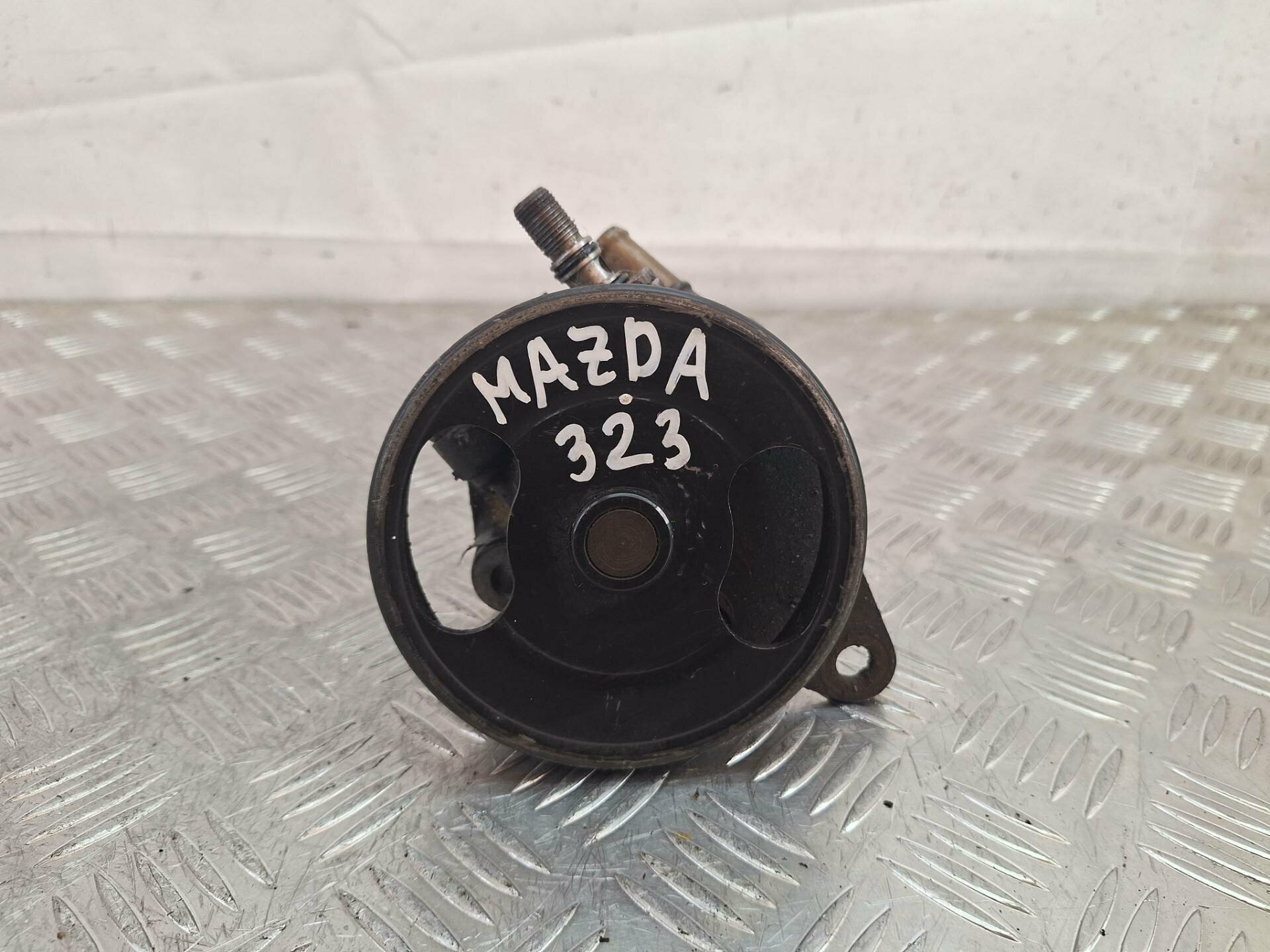 Насос гидроусилителя руля Mazda 323 3 (1985 - 1993)