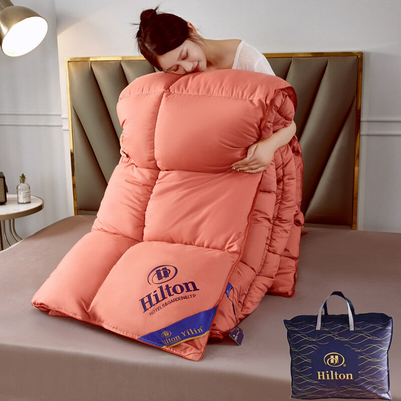 Бархатное одеяло из перьев Hilton, 200х230 см,3 кг