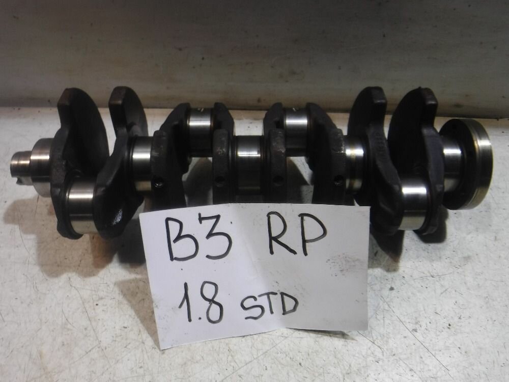 Коленвал VW Passat B3 026105101F