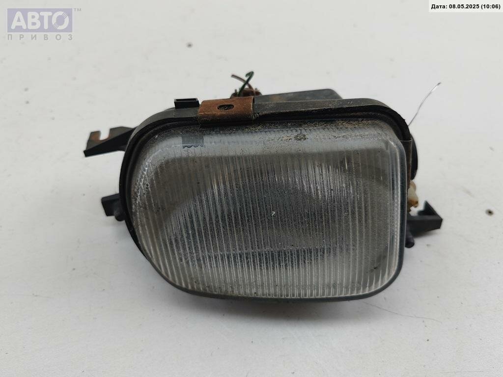 Фара противотуманная левая Mercedes C-Class W203 (2000-2006)