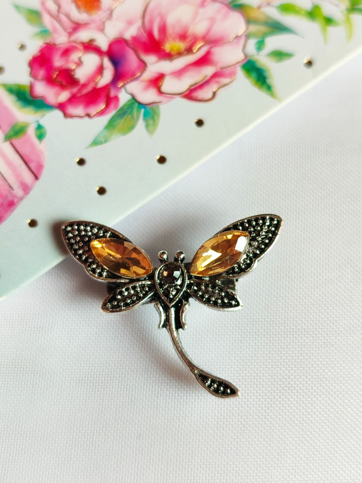 Брошь, стекло, стразы