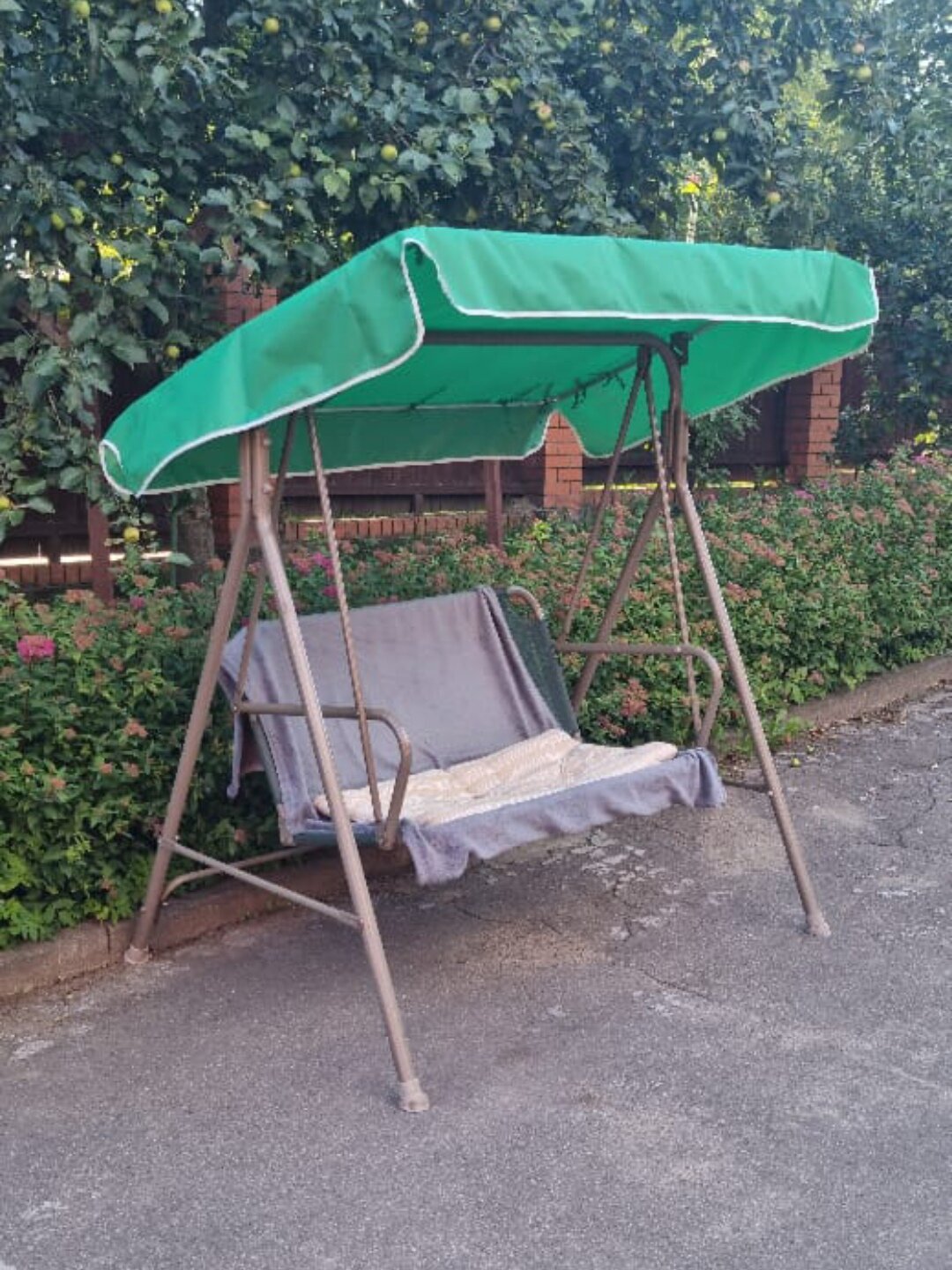 Тент Руслана универсальный для качелей с шириной 115-130 и длинной 170-190см зеленый